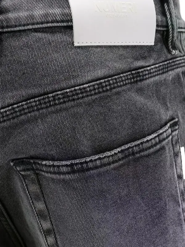NUMERI Logo-patch Straight-leg Jeans