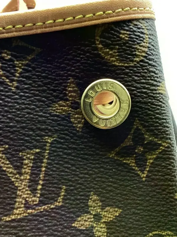 LOUIS VUITTON Sac À Dos Bosphore Monogram Backpack