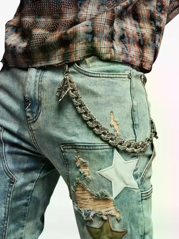 GUAPI Star Appliqué Distressed Jeans