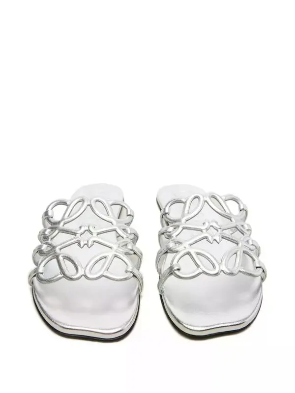 Loewe Petal Anagram Slide