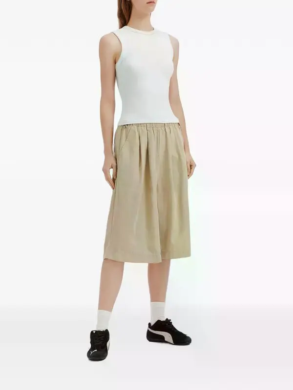 Izzue Elasticated Heart-charm Shorts