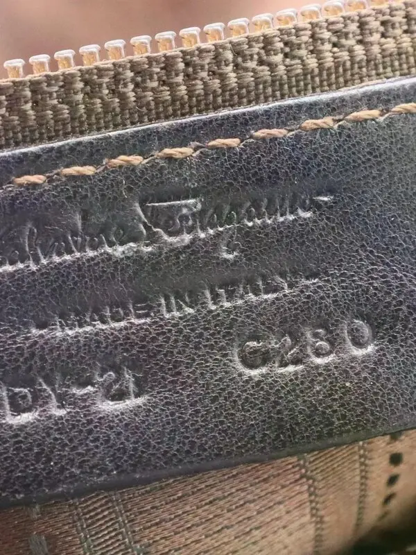 FERRAGAMO Fold-over Leather Shoulder Bag