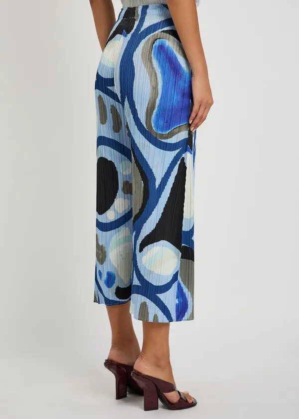 Issey Miyake Printed Pleated Cropped Trousers - Light Blue