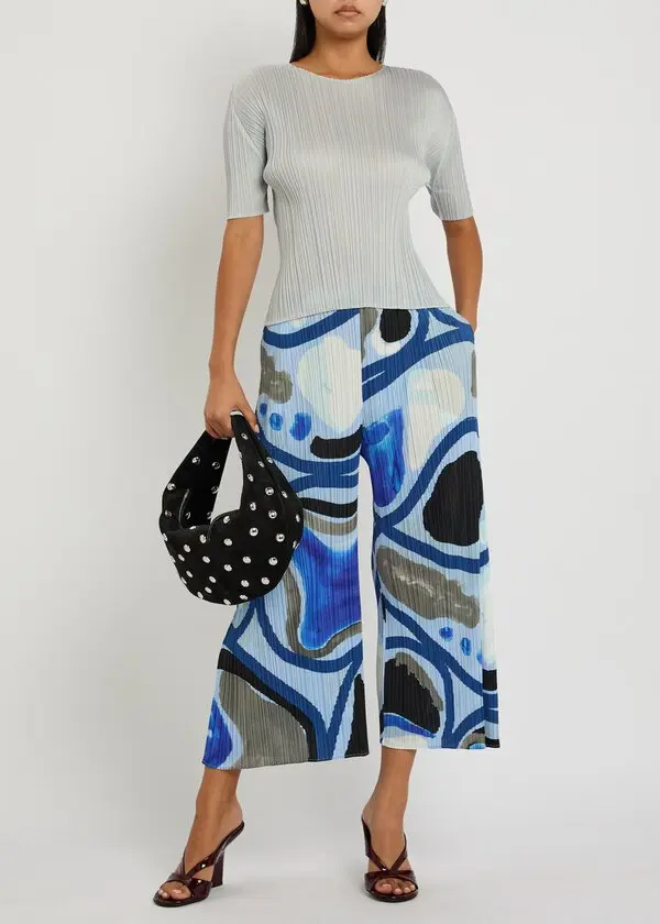 Issey Miyake Printed Pleated Cropped Trousers - Light Blue