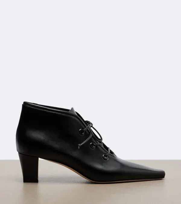 Manolo Blahnik Fuxa Leather Lace-up Boots