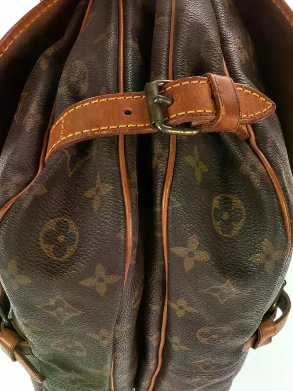 LOUIS VUITTON Saumur 25 Shoulder Bag