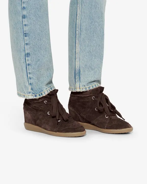 Isabel Marant Étoile Bobby Perforated Suede Wedge Sneakers - Chocolate