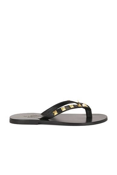 Valentino Garavani Rockstud Thong Sandal