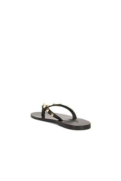 Valentino Garavani Rockstud Thong Sandal