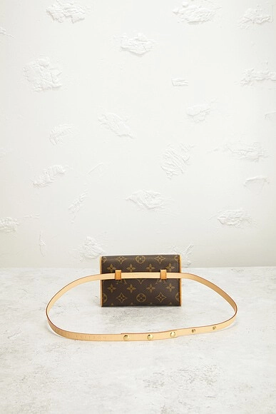 LOUIS VUITTON Monogram Florentine Pochette Belt Bag - Brown
