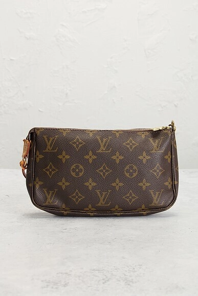 LOUIS VUITTON Monogram Pochette Accessoires Shoulder Bag