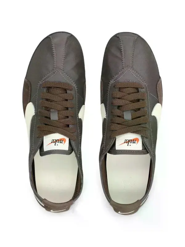 Nike Moon Sneakers