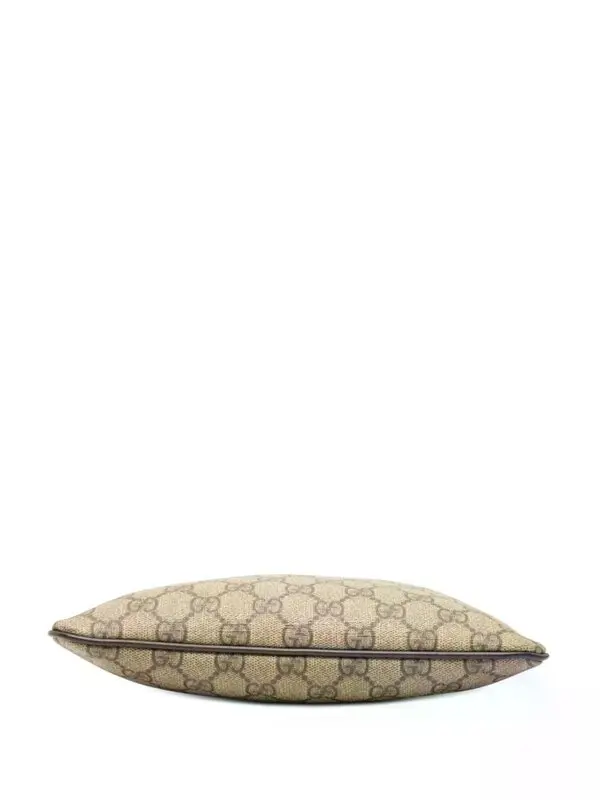 Gucci Gg Supreme Crossbody Bag