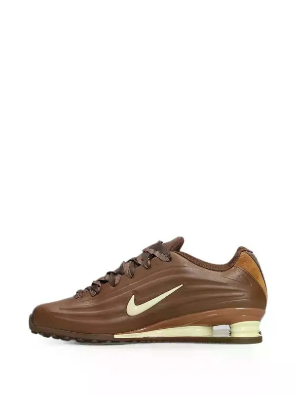 Nike Shox R4 Sneakers