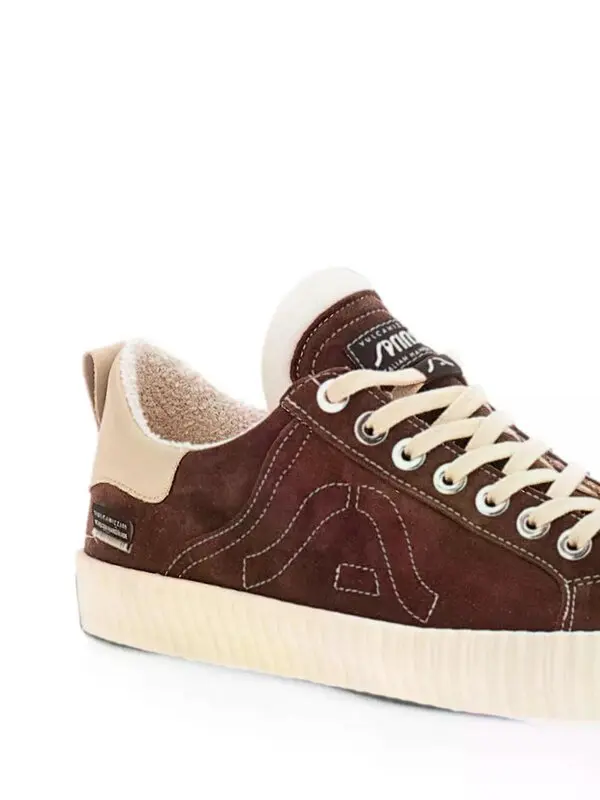 SPRINGA Wavy Suede Logo-patch Sneakers