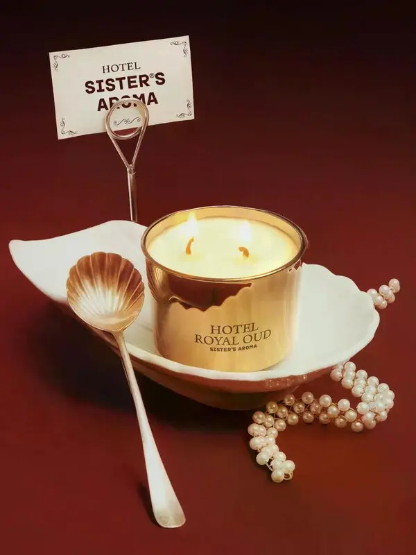 SISTER’S AROMA Hotel Royal Oud Candle