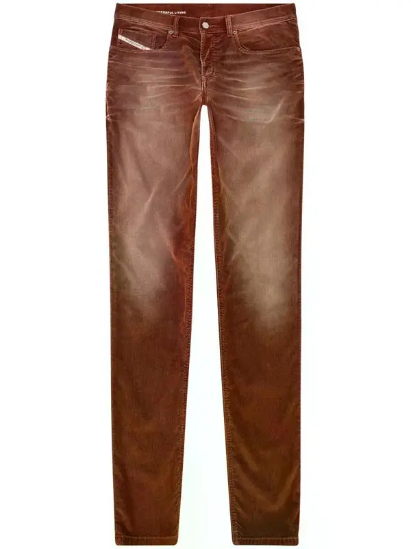 DIESEL® 2023 D-finitive Tapered Jeans - Red