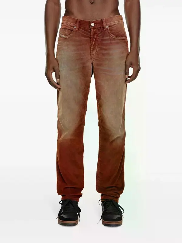 DIESEL® 2023 D-finitive Tapered Jeans