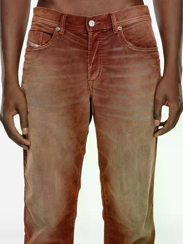 DIESEL® 2023 D-finitive Tapered Jeans