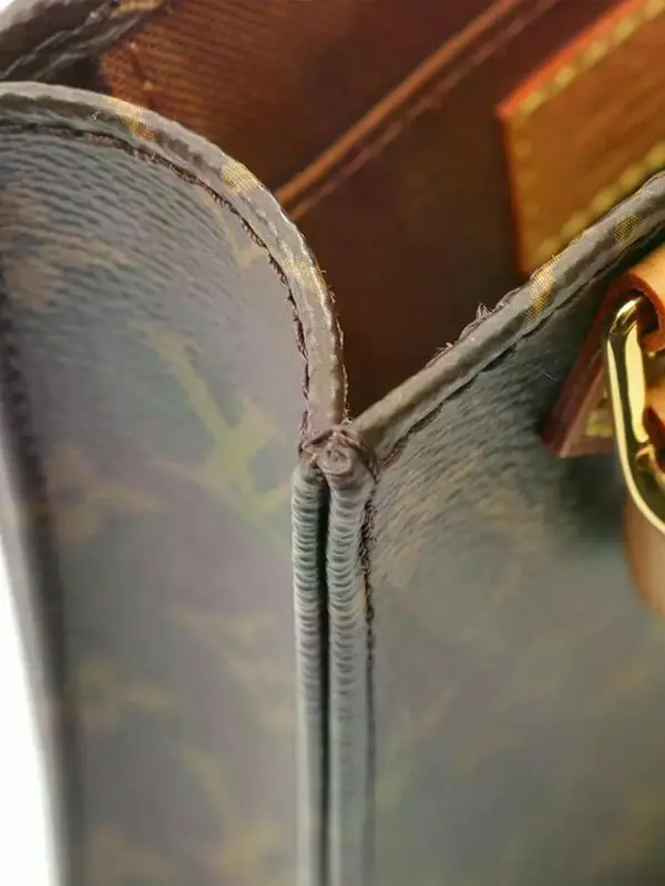 LOUIS VUITTON Monogram Petit Sac Plat Satchel