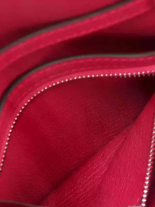Hermès 2023 Chevre Mysorechaine D'ancre Compact Wallet Crossbody Bag - Pink