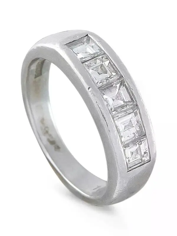 LB EXCLUSIVE Diamond Ring