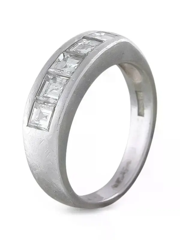 LB EXCLUSIVE Diamond Ring