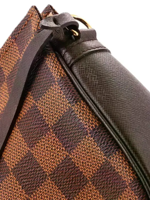 LOUIS VUITTON Trousse Make Up Bag Damier Pouch