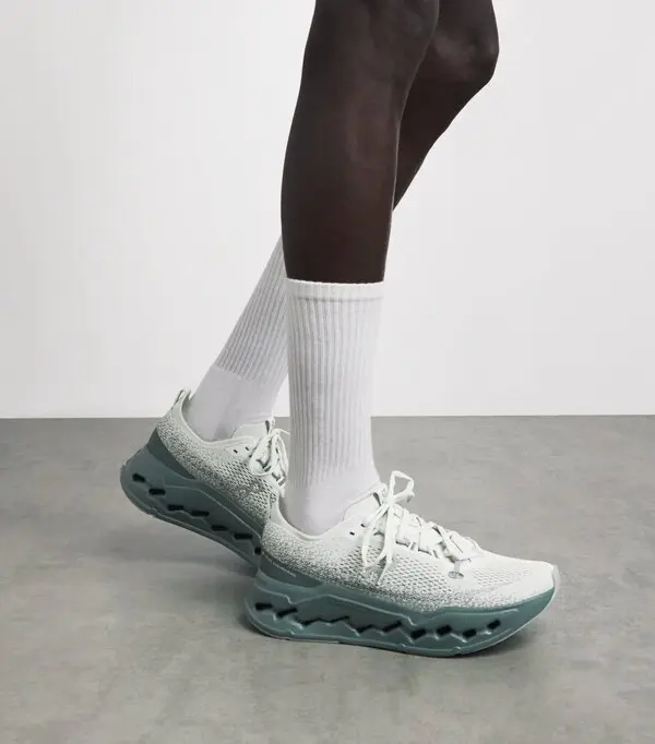 On Cloudsurfer Max Trainers - Grey