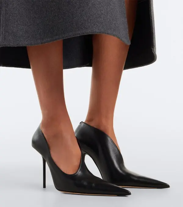 Victoria Beckham Sloane Leather Pumps