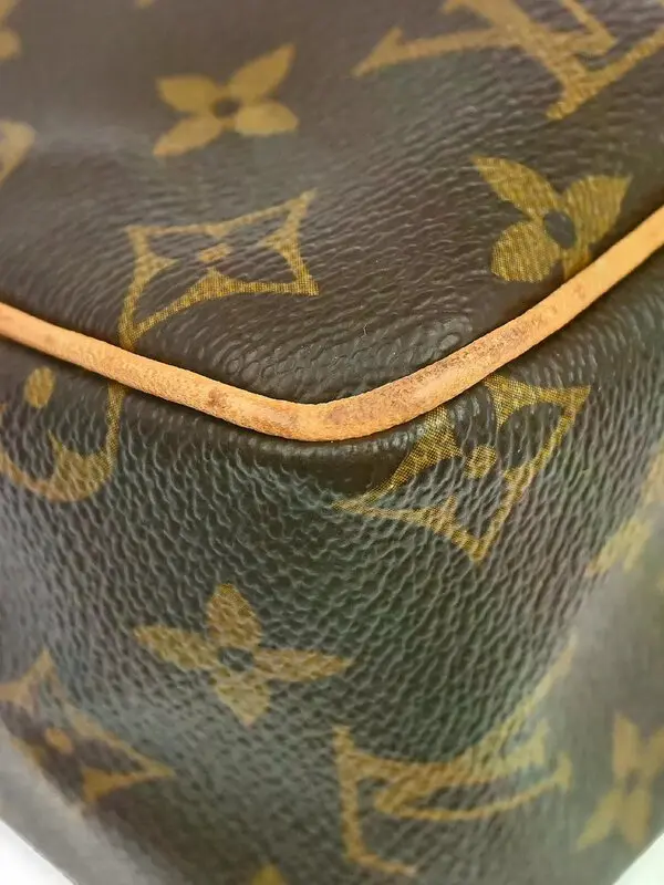 LOUIS VUITTON 2005 Viva Cite Monogram Crossbody Bag