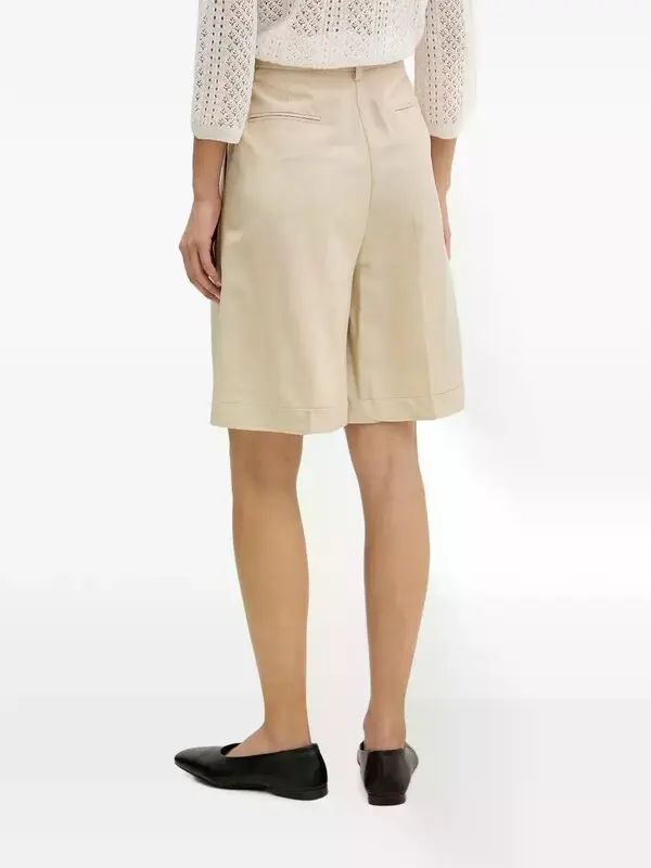 VICOLO Belted Pleated Shorts