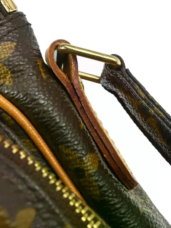 LOUIS VUITTON 2001 Amazon Monogram-pattern Crossbody Bag
