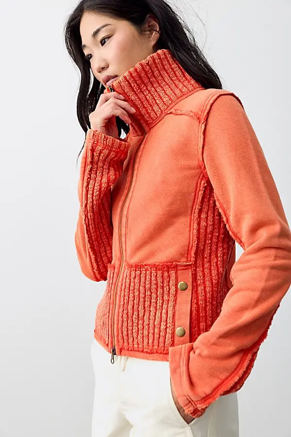 We The Free My Inn Zip-up - Spicy