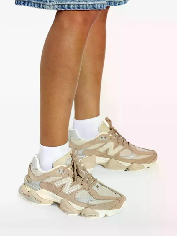 NEW BALANCE Mesh-panelled Sneakers