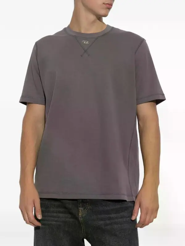 DIESEL® Logo-plaque Topstitched T-shirt