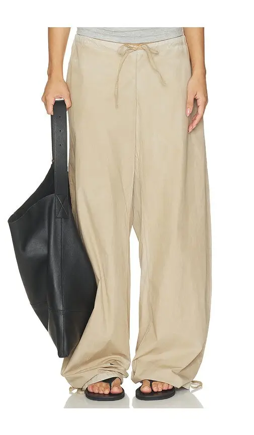 Cotton Citizen The Santorini Drawstring Pant In . Also - Neutral