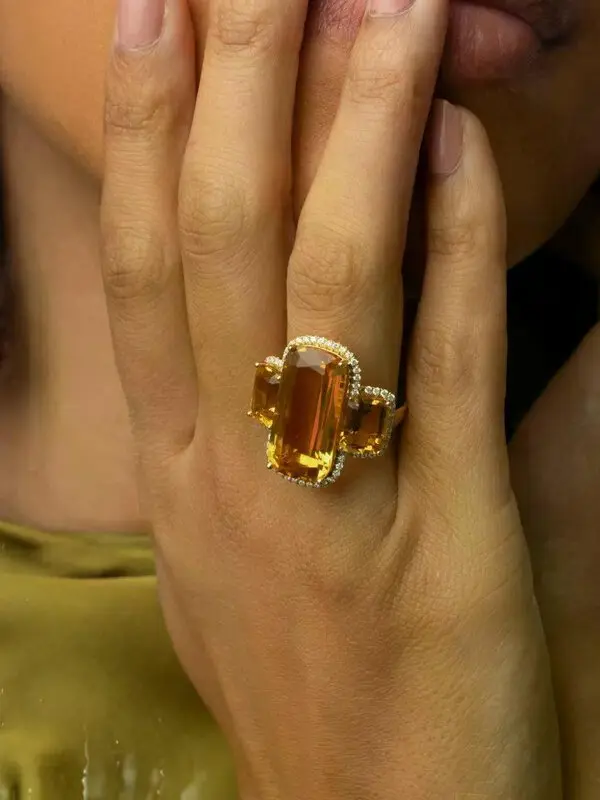 Goshwara 18k Yellow Gossip Citrine Diamond Ring - Gold
