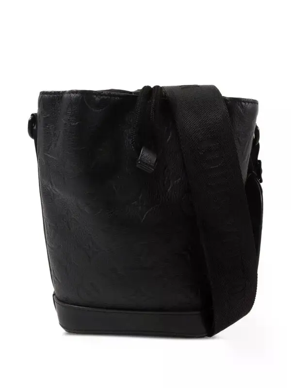 LOUIS VUITTON Neo Sling Shoulder Bag