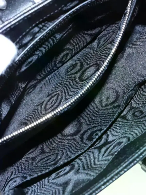 Gucci 2018-2026 Balenciaga The Hacker Project Small Gg Canvas Web Jackie 1961 Crossbody Bag - Black