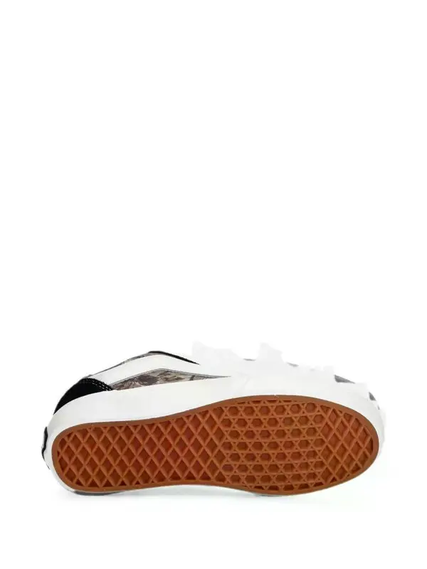 VANS Knu Skool Shoes
