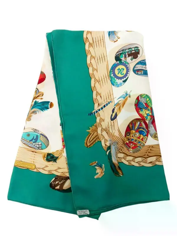 Hermès 2000-2026 Couvee D Silk Scarf 90 Scarves