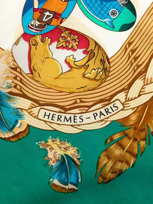 Hermès 2000-2026 Couvee D Silk Scarf 90 Scarves