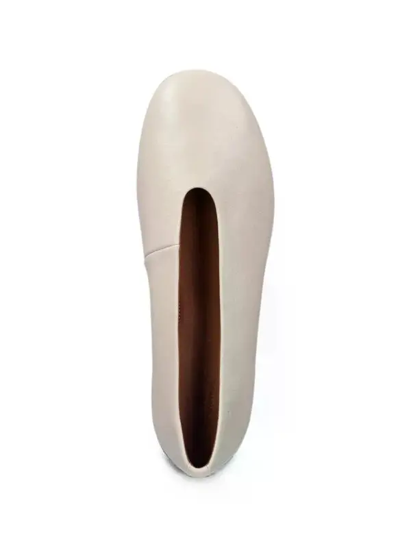 VAGABOND SHOEMAKERS Aleya Round-toe Leather Ballet Flats