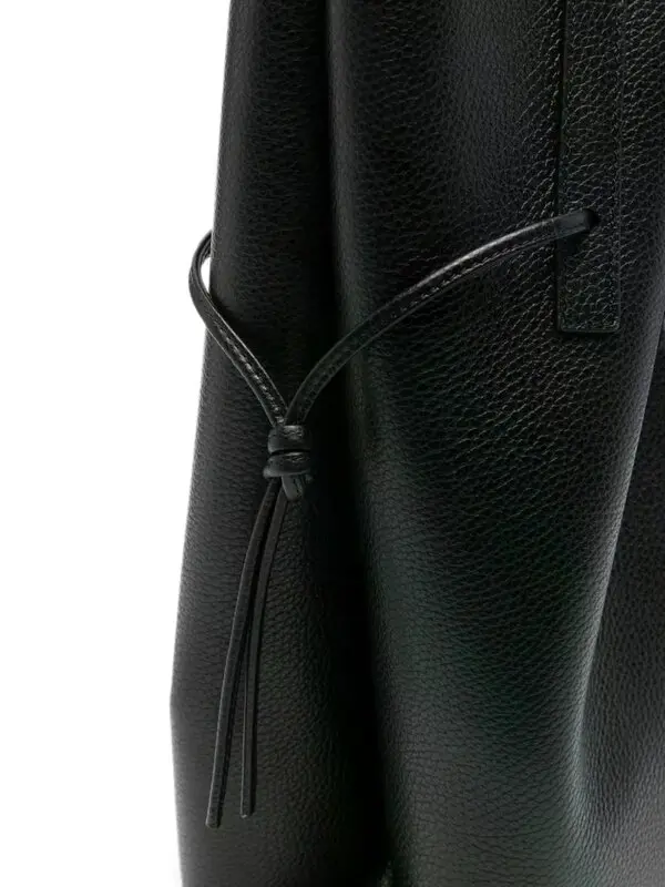 Yuzefi Scallop Leather Tote Bag