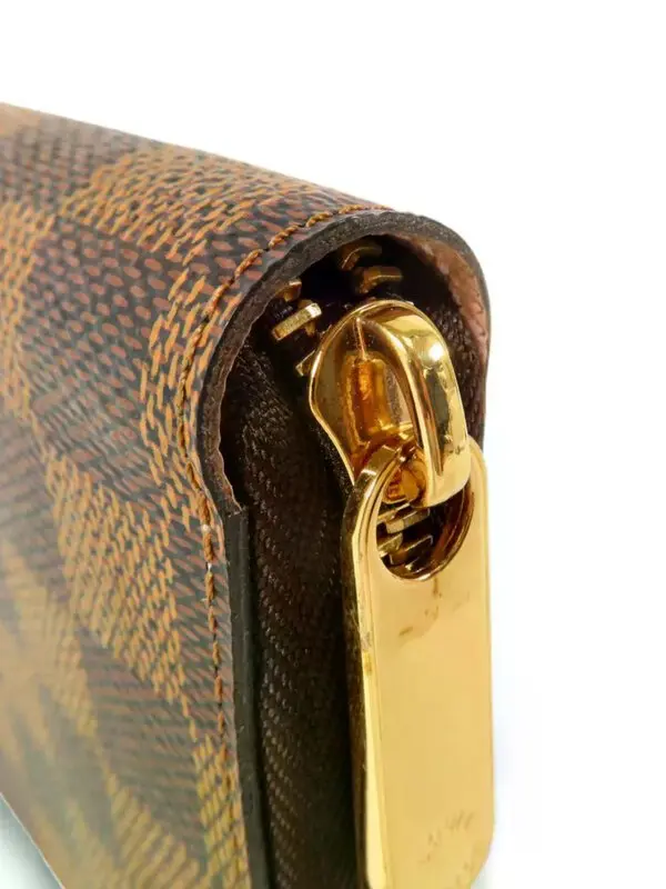 LOUIS VUITTON Zippy Damier Ebene Wallet