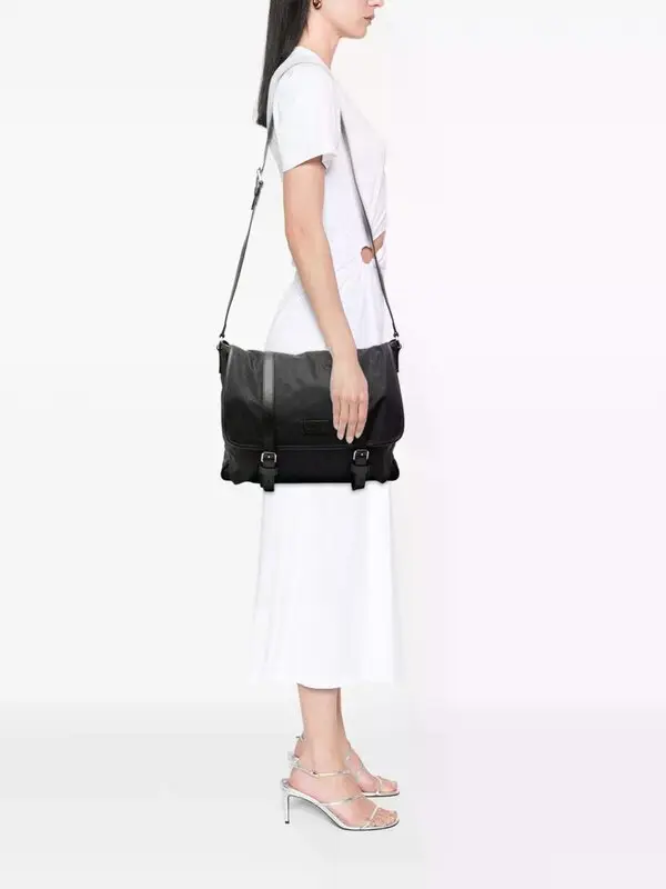 Gucci 2000-2015 Gg Nylon Messenger Bag Crossbody Bag