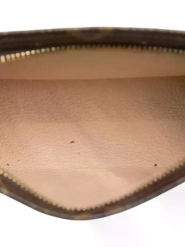 LOUIS VUITTON 2004 Monogram Toiletry 15 Pouch