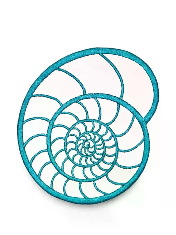 DYVOSHYV Seashells Embroidered Table Linen Set