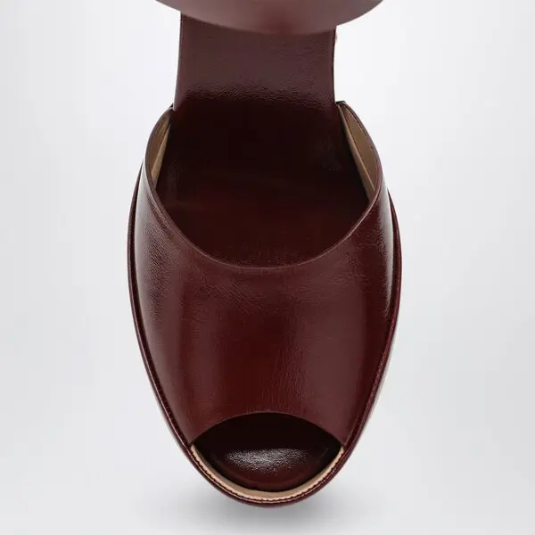 Chloé Meret Platform Clogs In Glossy Calfskin